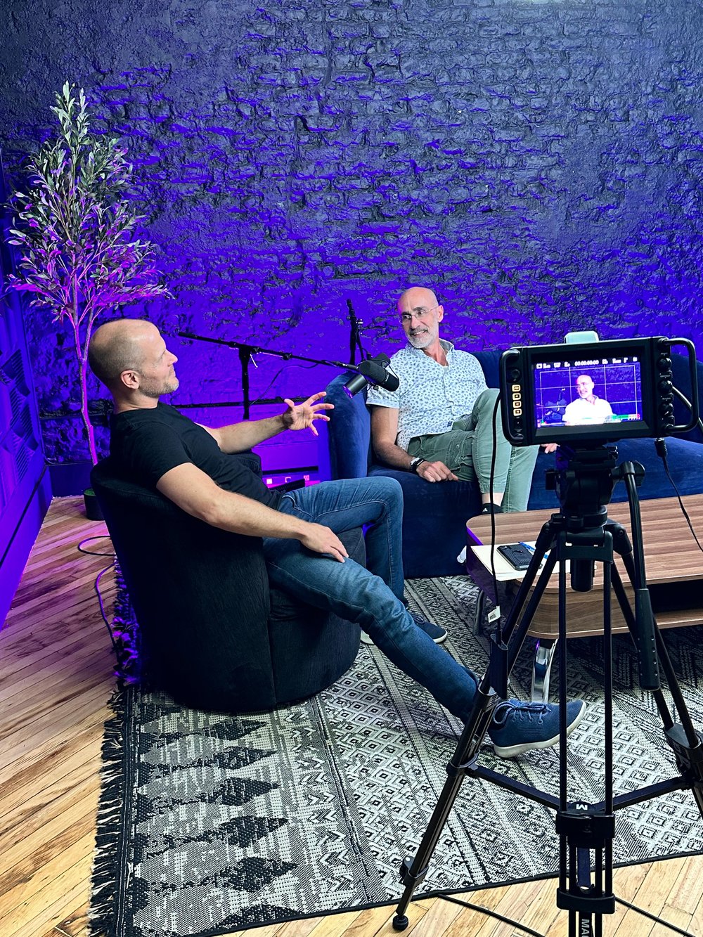 Arthur C. Brooks — How to Be Happy, Reverse Bucket Lists, The Four ... Arthur C. Brooks — How to Be Happy, Reverse Bucket Lists, The Four ...
